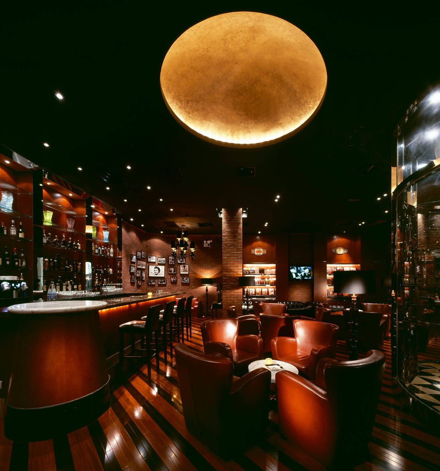 Libre Cigar Lounge Shanghai HILTON HOTEL/上海・中国 |株ザ・ヴィンテージハウス